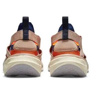 Nike Spark Flyknit Low Top Sneakers - Gray