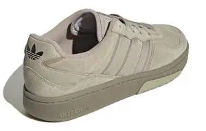 Adidas Originals Courtic Low Top Sneakers