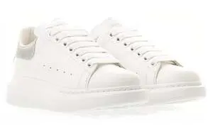 Alexander McQueen Oversized Sneakers - White/silver