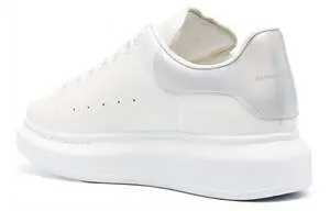 Alexander McQueen Oversized Sneakers - White/silver