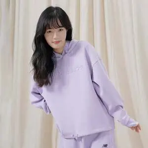 NEW BALANCE Embossed Logo Hoodie - Purple