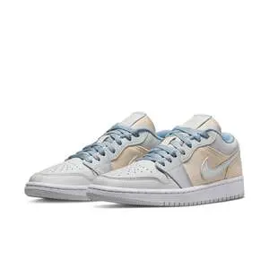 JORDAN 1 Low Se Canvas Sneakers