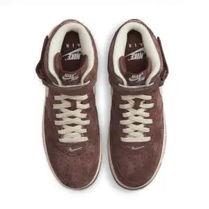 Nike Force 1 Mid Sneakers