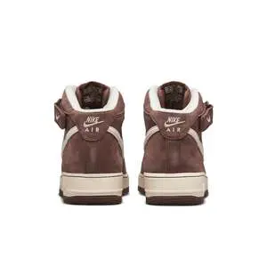 Nike Force 1 Mid Sneakers