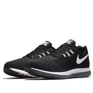 Nike Zoom Winflo 4 Low Top Sneakers