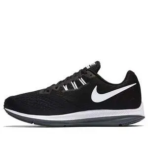 Nike Zoom Winflo 4 Low Top Sneakers - Black/white