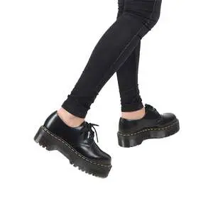 Dr. Martens Smooth Leather Platform - Black