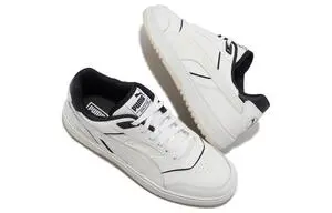 PUMA Doublecourt Sneakers - White/navy