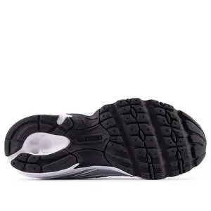 NEW BALANCE 740 Bungee Lace Sneakers