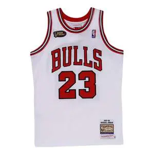 Mitchell & Ness Michael Jordan Chicago Bulls 1997-98 Retro Jersey - White/red/black
