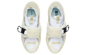 LI-NING Yunyou Low Top Sneakers
