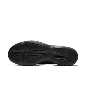 Nike Revolution 4 - Black