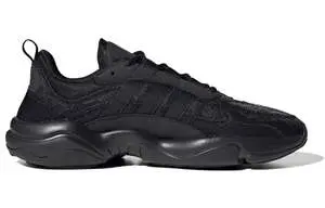 Adidas Originals Haiwee "snkr" Low Top Sneakers