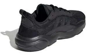 Adidas Originals Haiwee "snkr" Low Top Sneakers