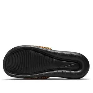 Nike Victori One Printed Slide - Black/chutney