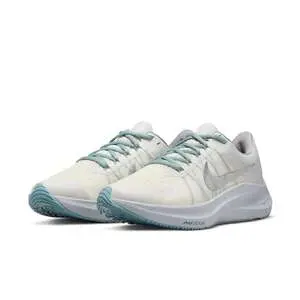 Nike Zoom Winflo Premium Sneakers - White/silver