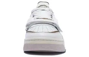 LI-NING Badfive Rookie Athletic Sneakers - White/brown