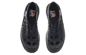 LI-NING Titan Trek Sneakers