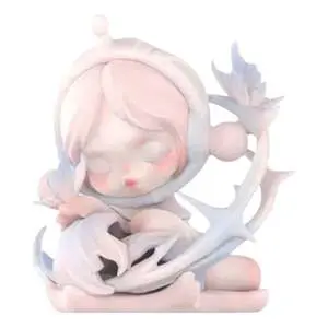 POP MART Skullpanda The Paradox "spin A Cocoon" Collectible Figure - Multi-color