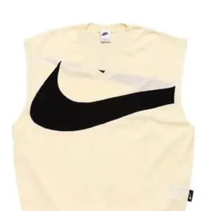 Nike Swoosh Sweater Vest - White/black