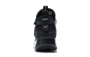 LI-NING Essence 2 Futuristic Sneakers