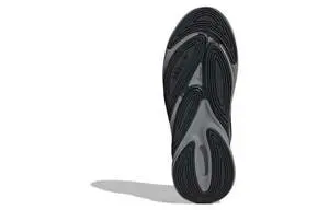 Adidas Ozelia Sneakers - Black/sliver