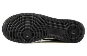 Nike Force 1 Low Top Sneakers