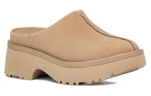 UGG New Heights Clog - Sand