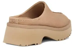 UGG New Heights Clog - Sand