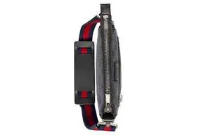 Gucci Gg Supreme Small Messenger Bag - Black