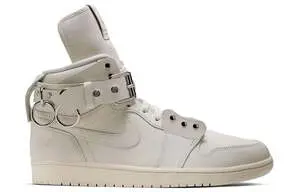 JORDAN 1 Retro High X Comme Des Garçons - White