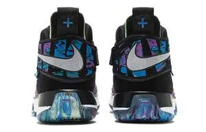 Nike Zoom Unvrs 'vivid - Purple