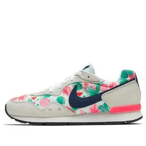 Nike N7 Venture Runner Sneakers - Greygreenred