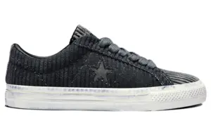 CONVERSE One Star Pro Low Top Sneakers - Black