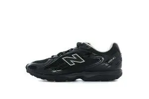 NEW BALANCE 204l Athletic Sneakers - Black/timberwolf