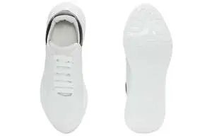 Alexander McQueen Oversized Runner Sneakers - White/black
