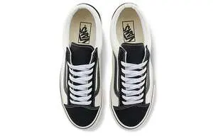 VANS Style 36 Classics Sneakers - White/black