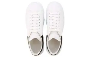 Alexander McQueen Oversized Sneakers - White/black