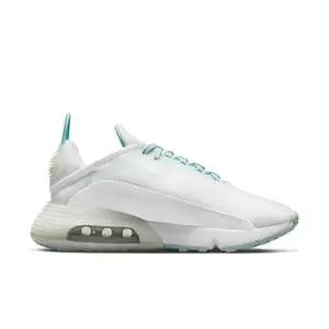 Nike Max 2090 Low Top Sneakers - White/green