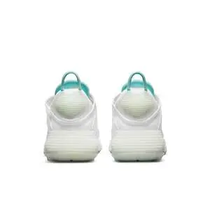 Nike Max 2090 Low Top Sneakers - White/green