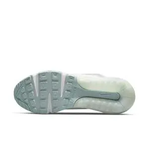 Nike Max 2090 Low Top Sneakers - White/green