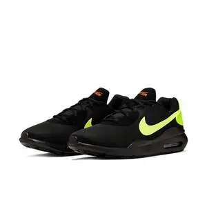 Nike Max Oketo Sneakers - Black/green