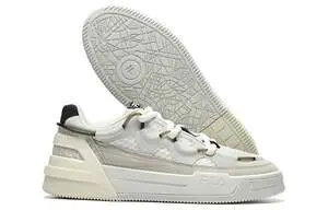 FILA Salto Retro Low Top Sneakers