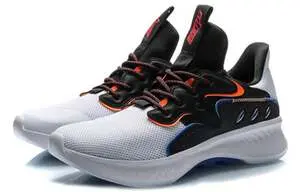 LI-NING Eazgo Sneakers