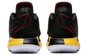 JORDAN Cp3 Xi "taxi" Sneakers