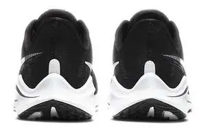 Nike Zoom Vomero 14 - Black