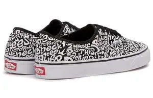 VANS A Tribe Called Quest X Authentic "tracklist" Sneakers
