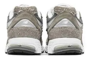 NEW BALANCE Invincible X N.hoolywood X 2002r Sneakers