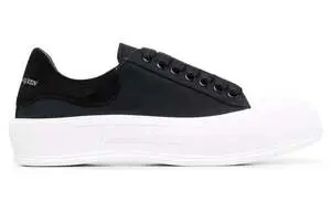 Alexander McQueen Deck Skate Plimsoll Lace Up - Black/white