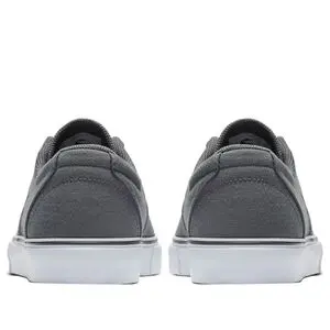 Nike Clutch Canvas Sneakers - Grey